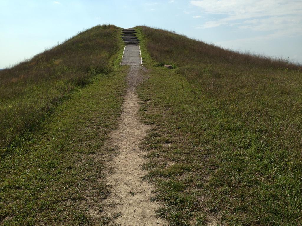 Spirit Mound Historic Prairie | Kids in Parks